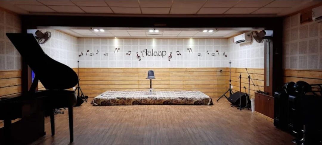 POOR Theatre society | Theatre Stripped to Truth